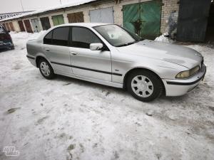 BMW 525 2000 in Klaipeda, with an engine capacity of 3.00 L and mileage of 371 thousand km for 820 €, photo  on AUTOMOTO.COM.LV