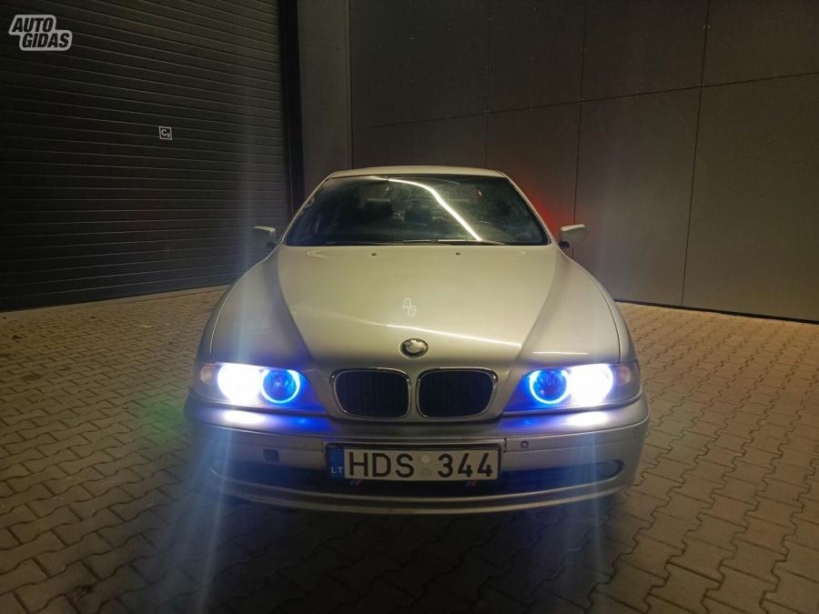 BMW 525 2000 in Klaipeda, with an engine capacity of 2.50 L and mileage of 335 thousand km for 2200 €, photo 2 on AUTOMOTO.COM.LV