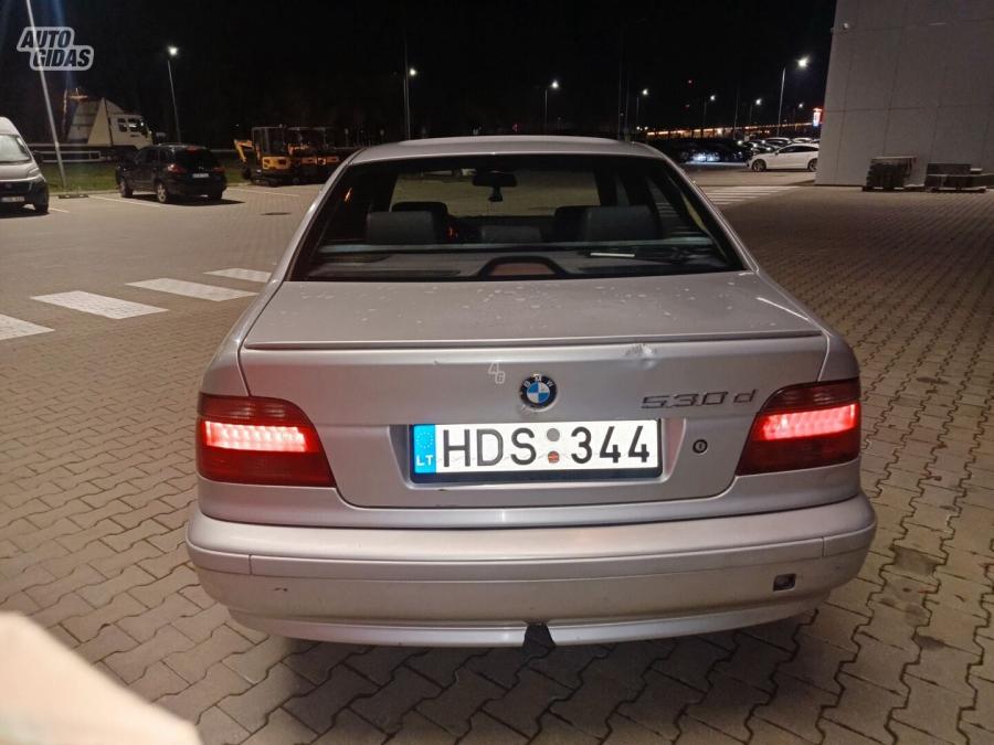 BMW 525 2000 in Klaipeda, with an engine capacity of 2.50 L and mileage of 335 thousand km for 2200 €, photo 5 on AUTOMOTO.COM.LV