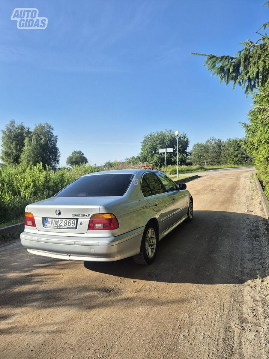 BMW 525 2000 Klaipėda, ar dzinēja tilpumu 2.50 L un nobraukumu 540 tūkst. km par 1750 €, foto 6 vietnē AUTOMOTO.COM.LV