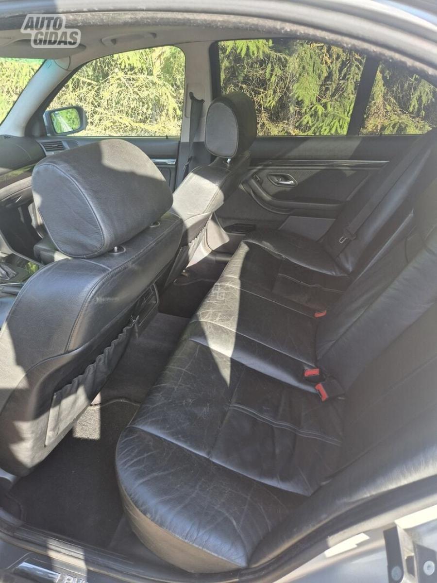 BMW 525 2000 Klaipėda, ar dzinēja tilpumu 2.50 L un nobraukumu 540 tūkst. km par 1750 €, foto 10 vietnē AUTOMOTO.COM.LV