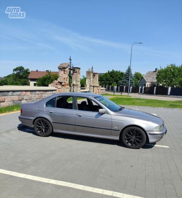 BMW 525 2000 in Kaunas, with an engine capacity of 2.50 L and mileage of 300 thousand km for 990 €, photo 2 on AUTOMOTO.COM.LV