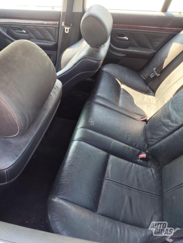 BMW 525 2000 in Kaunas, with an engine capacity of 2.50 L and mileage of 300 thousand km for 990 €, photo 6 on AUTOMOTO.COM.LV