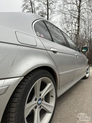 BMW 525 2001 Utena, ar dzinēja tilpumu 2.50 L un nobraukumu 311 tūkst. km par 2600 €, foto 15 vietnē AUTOMOTO.COM.LV