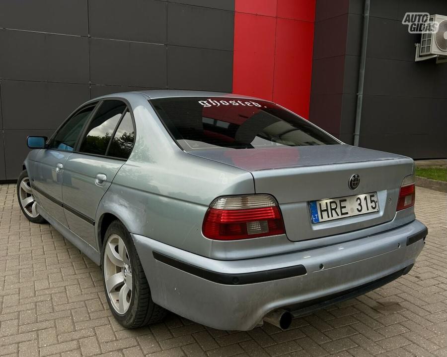 BMW 525 2001 Kauņa, ar dzinēja tilpumu 2.50 L un nobraukumu 444 tūkst. km par 1650 €, foto 5 vietnē AUTOMOTO.COM.LV