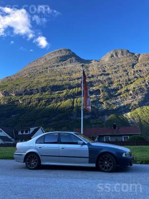 BMW 525 2001 Madona, ar dzinēja tilpumu 2.50 L un nobraukumu 430 tūkst. km par 1400 €, foto 8 vietnē AUTOMOTO.COM.LV