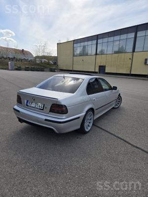 BMW 525 2001 Talsi, ar dzinēja tilpumu 2.50 L un nobraukumu 525 tūkst. km par 1800 €, foto 8 vietnē AUTOMOTO.COM.LV