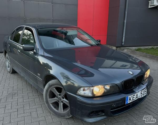 BMW 525 2001 in Sirvintos, with an engine capacity of 2.50 L and mileage of 400 thousand km for 650 €, photo 1 on AUTOMOTO.COM.LV