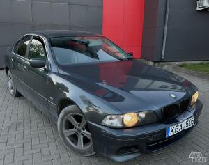BMW 525 2001 Širvintos, ar dzinēja tilpumu 2.50 L un nobraukumu 400 tūkst. km par 650 €, foto  vietnē AUTOMOTO.COM.LV