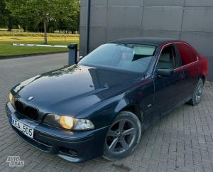 BMW 525 2001 Širvintos, ar dzinēja tilpumu 2.50 L un nobraukumu 400 tūkst. km par 650 €, foto 3 vietnē AUTOMOTO.COM.LV