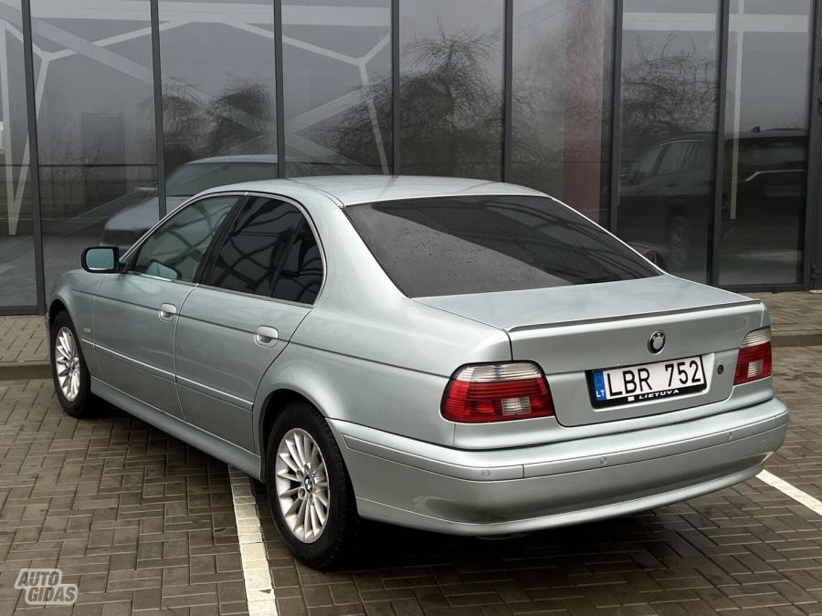BMW 525 2002 in Vilnius, with an engine capacity of 2.50 L and mileage of 362 thousand km for 3000 €, photo 3 on AUTOMOTO.COM.LV