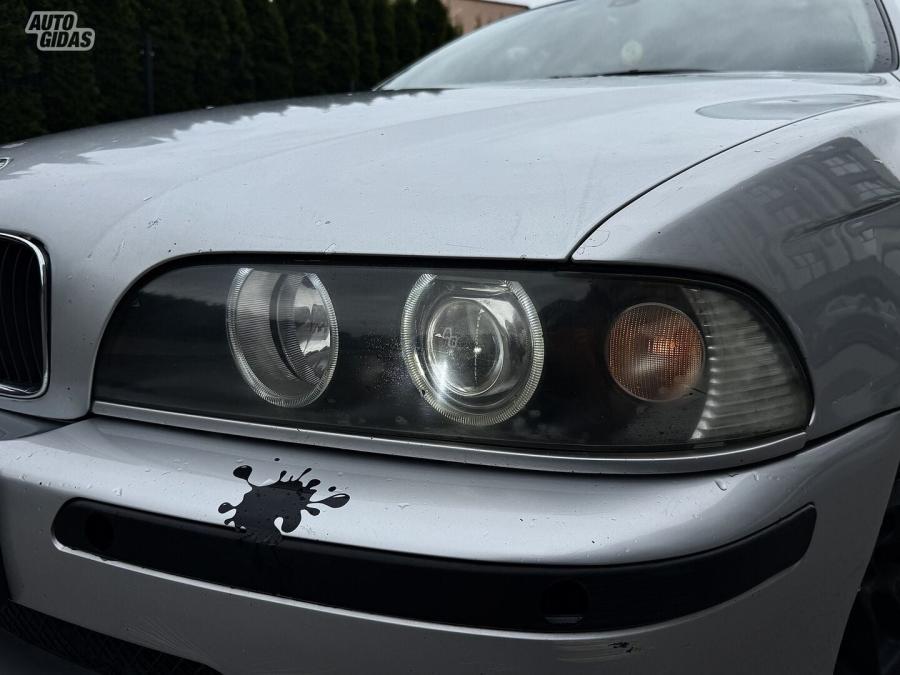 BMW 525 2002 in Kaunas, with an engine capacity of 2.50 L and mileage of 428 thousand km for 1350 €, photo 4 on AUTOMOTO.COM.LV