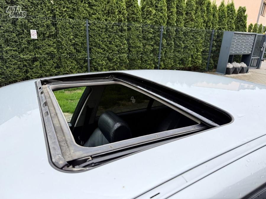 BMW 525 2002 in Kaunas, with an engine capacity of 2.50 L and mileage of 428 thousand km for 1350 €, photo 6 on AUTOMOTO.COM.LV