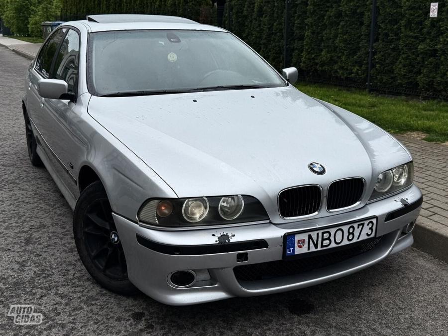 BMW 525 2002 in Kaunas, with an engine capacity of 2.50 L and mileage of 428 thousand km for 1350 €, photo 9 on AUTOMOTO.COM.LV