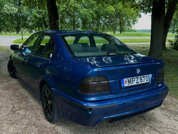 BMW 525 2002 in Sirvintos, with an engine capacity of 2.50 L and mileage of 342 thousand km for 1650 €, photo 5 on AUTOMOTO.COM.LV