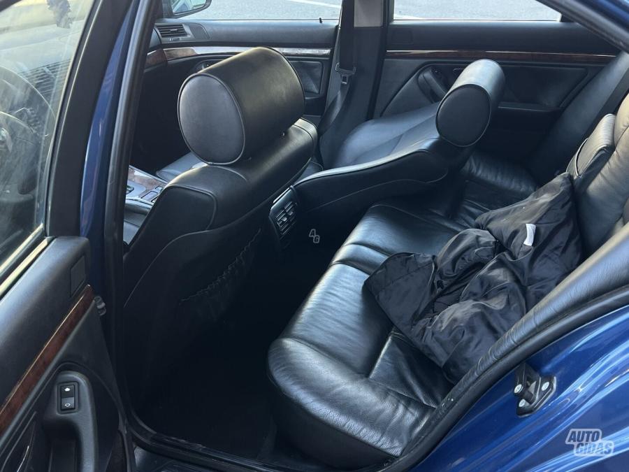 BMW 525 2002 Kauņa, ar dzinēja tilpumu 2.50 L un nobraukumu 432 tūkst. km par 1750 €, foto 14 vietnē AUTOMOTO.COM.LV
