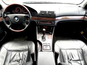 BMW 525 2002 Tallina, ar dzinēja tilpumu 2.50 L un nobraukumu 340 tūkst. km par 5499 €, foto 9 vietnē AUTOMOTO.COM.LV