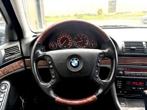 BMW 525 2002 Tallina, ar dzinēja tilpumu 2.50 L un nobraukumu 340 tūkst. km par 5499 €, foto 12 vietnē AUTOMOTO.COM.LV