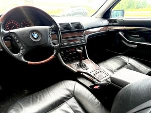 BMW 525 2002 Tallina, ar dzinēja tilpumu 2.50 L un nobraukumu 340 tūkst. km par 5499 €, foto 23 vietnē AUTOMOTO.COM.LV