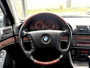 BMW 525 2002 Tallina, ar dzinēja tilpumu 2.50 L un nobraukumu 340 tūkst. km par 5499 €, foto 27 vietnē AUTOMOTO.COM.LV