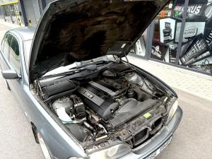 BMW 525 2002 Tallina, ar dzinēja tilpumu 2.50 L un nobraukumu 340 tūkst. km par 5499 €, foto 30 vietnē AUTOMOTO.COM.LV