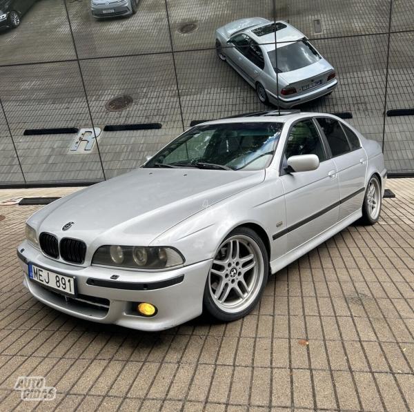 BMW 525 2002 in Kaunas, with an engine capacity of 2.50 L and mileage of 438 thousand km for 3350 €, photo 3 on AUTOMOTO.COM.LV