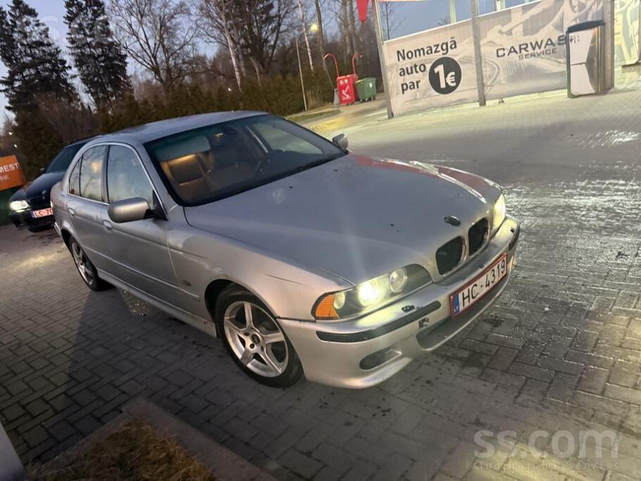 BMW 525 2003 in Aizkraukle, with an engine capacity of 2.50 L and mileage of 444 thousand km for 900 €, photo 2 on AUTOMOTO.COM.LV