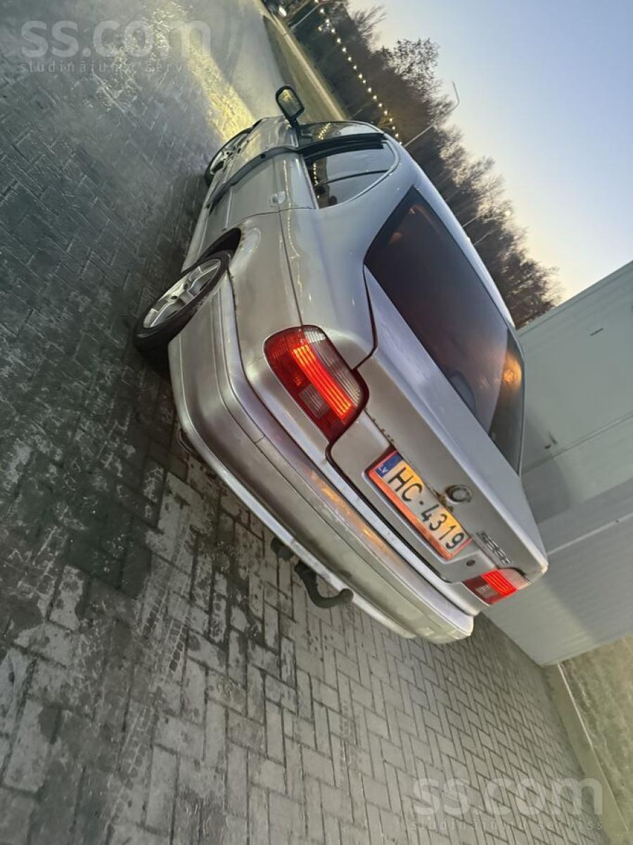 BMW 525 2003 in Aizkraukle, with an engine capacity of 2.50 L and mileage of 444 thousand km for 900 €, photo 4 on AUTOMOTO.COM.LV