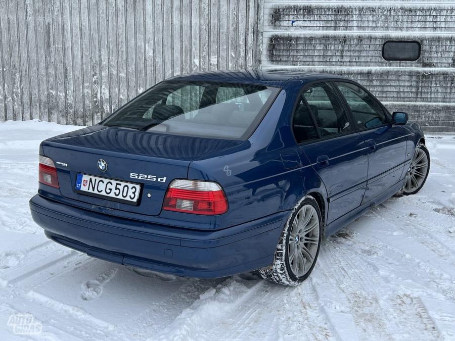 BMW 525 2003 in Kaunas, with an engine capacity of 2.50 L and mileage of 417 thousand km for 1750 €, photo 1 on AUTOMOTO.COM.LV