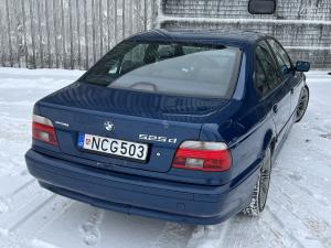 BMW 525 2003 in Kaunas, with an engine capacity of 2.50 L and mileage of 417 thousand km for 1750 €, photo 2 on AUTOMOTO.COM.LV