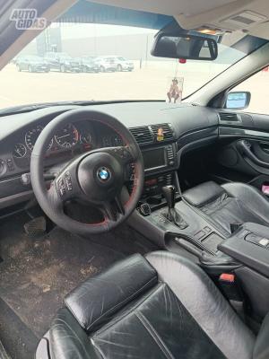 BMW 525 2003 in Vilnius, with an engine capacity of 2.50 L and mileage of 340 thousand km for 2700 €, photo 9 on AUTOMOTO.COM.LV