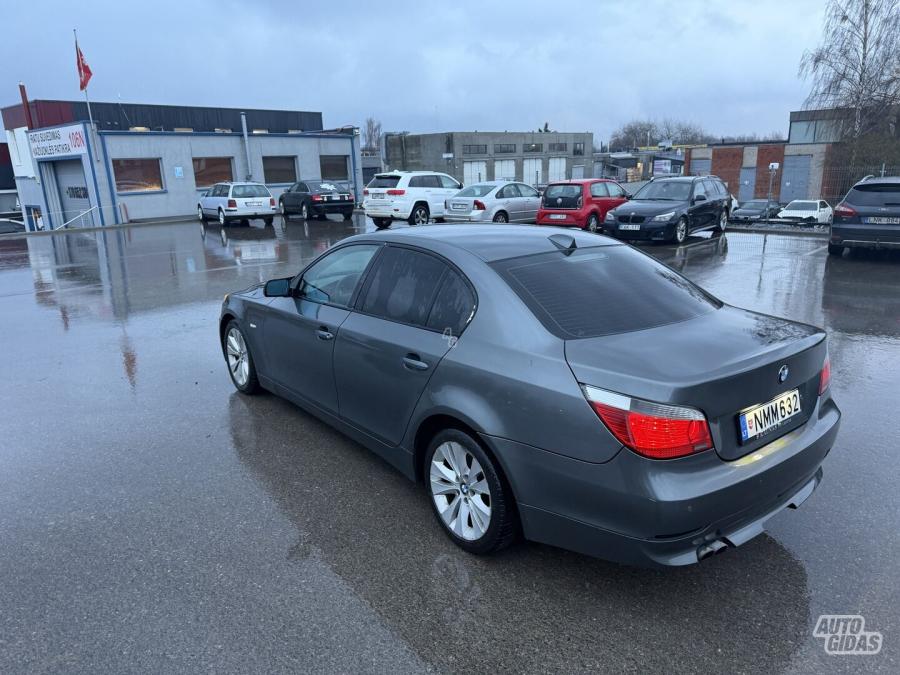 BMW 525 2004 Kauņa, ar dzinēja tilpumu 3.00 L un nobraukumu 5 tūkst. km par 2450 €, foto 12 vietnē AUTOMOTO.COM.LV