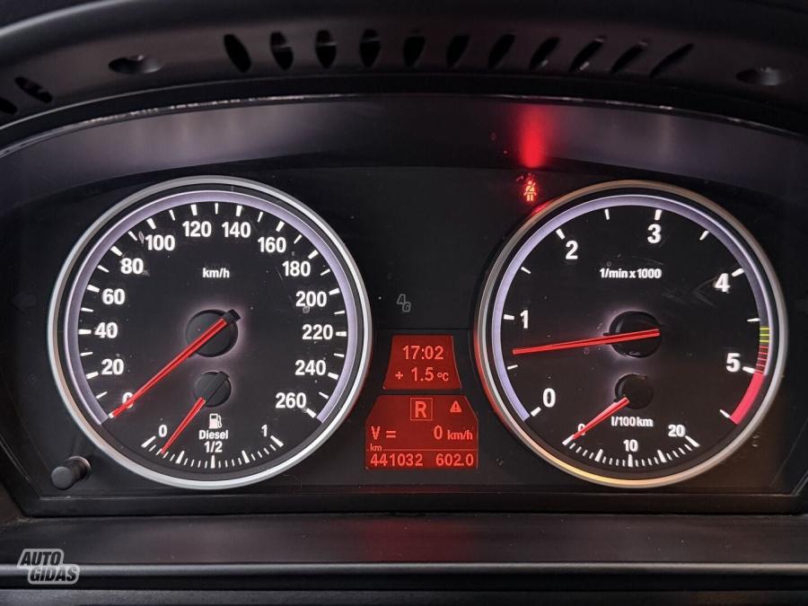 BMW 525 2004 in Vilnius, with an engine capacity of 2.50 L and mileage of 441 thousand km for 4800 €, photo 9 on AUTOMOTO.COM.LV