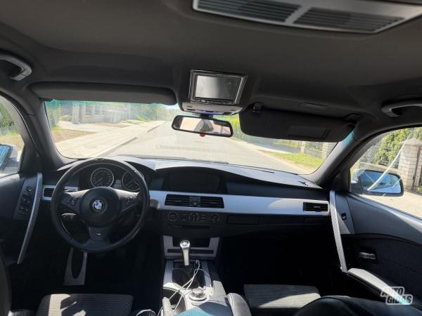 BMW 525 2004 in Vilnius, with an engine capacity of 2.20 L and mileage of 301 thousand km for 1900 €, photo 6 on AUTOMOTO.COM.LV