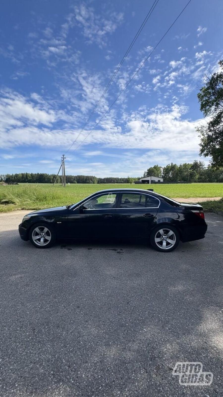 BMW 525 2004 in Vilnius, with an engine capacity of 2.50 L and mileage of 417 thousand km for 3499 €, photo 3 on AUTOMOTO.COM.LV