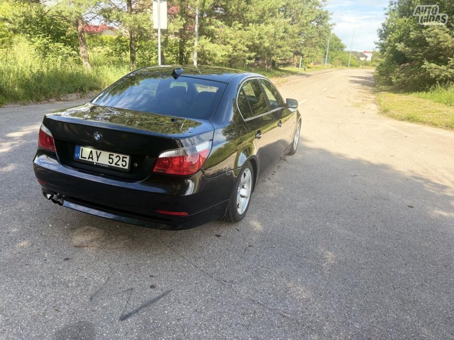 BMW 525 2004 in Vilnius, with an engine capacity of 2.50 L and mileage of 417 thousand km for 3499 €, photo 13 on AUTOMOTO.COM.LV