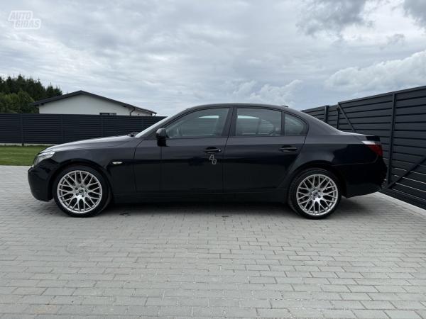 BMW 525 2004 in Klaipeda, with an engine capacity of 2.50 L and mileage of 479 thousand km for 2700 €, photo 4 on AUTOMOTO.COM.LV