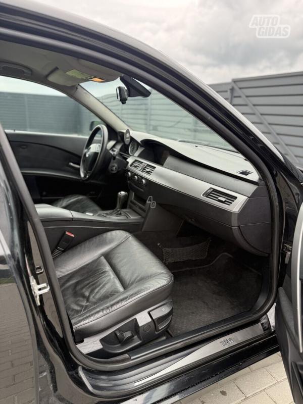 BMW 525 2004 Klaipėda, ar dzinēja tilpumu 2.50 L un nobraukumu 479 tūkst. km par 2700 €, foto 9 vietnē AUTOMOTO.COM.LV