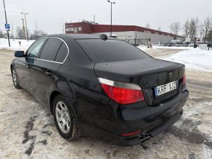 BMW 525 2005 in Vilnius, with an engine capacity of 2.50 L and mileage of 340 thousand km for 3499 €, photo 9 on AUTOMOTO.COM.LV