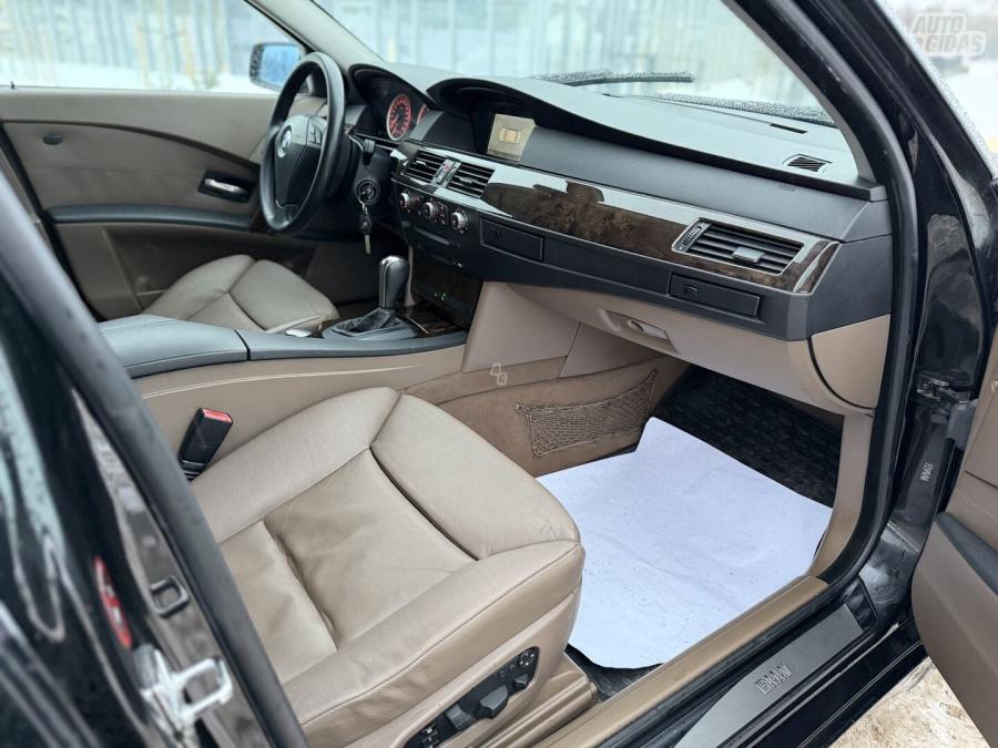 BMW 525 2005 in Vilnius, with an engine capacity of 2.50 L and mileage of 340 thousand km for 3499 €, photo 19 on AUTOMOTO.COM.LV