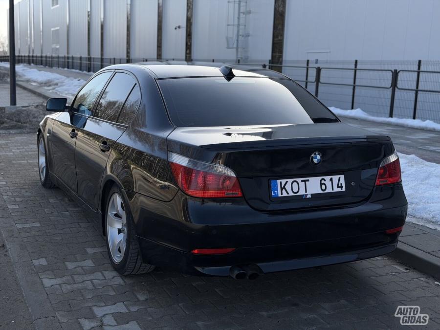 BMW 525 2005 Viļņa, ar dzinēja tilpumu 2.50 L un nobraukumu 250 tūkst. km par 3350 €, foto 16 vietnē AUTOMOTO.COM.LV