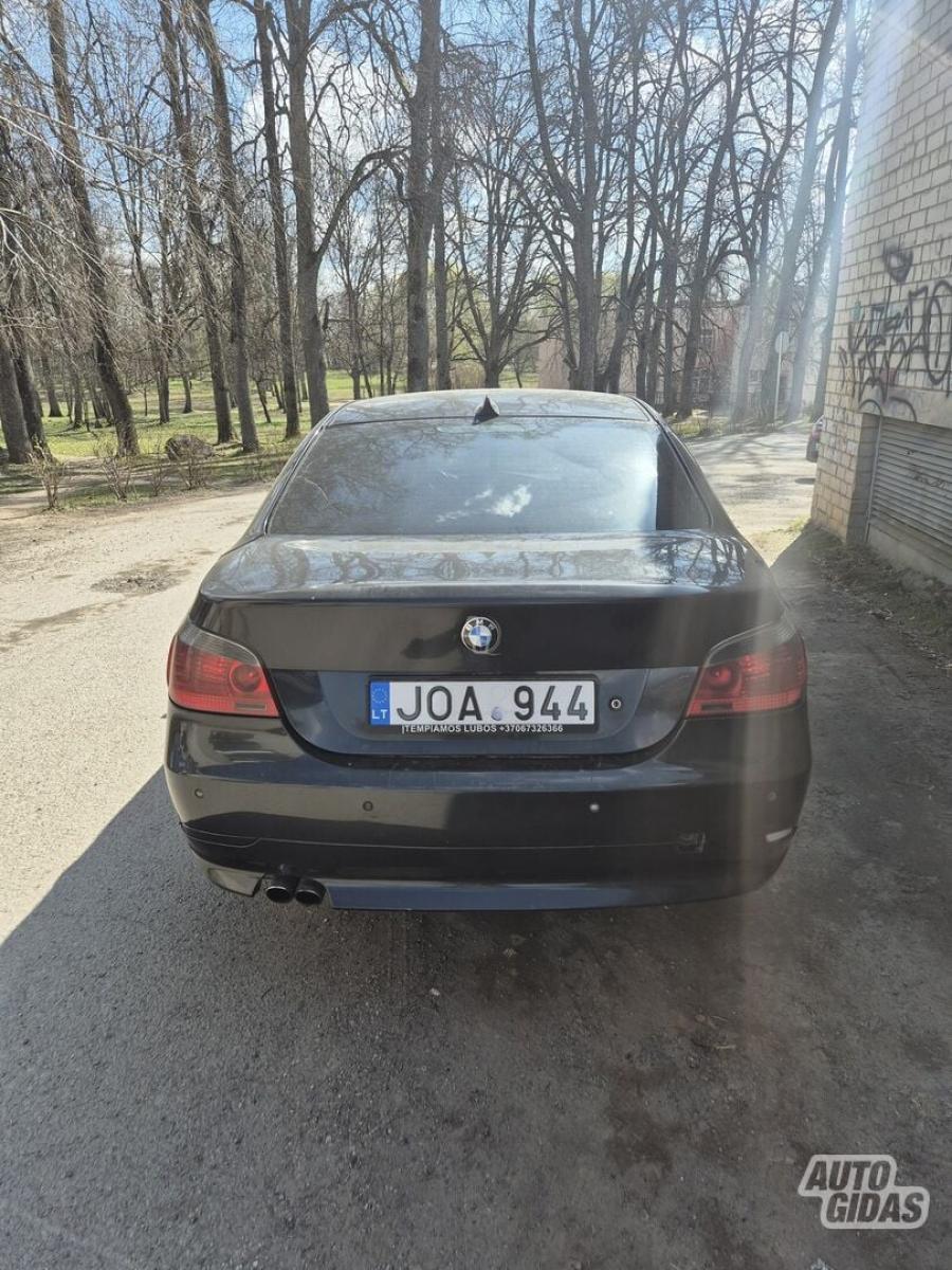 BMW 525 2005 in Vilnius, with an engine capacity of 2.50 L and mileage of 438 thousand km for 2100 €, photo 3 on AUTOMOTO.COM.LV