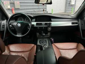 BMW 525 2005 Kauņa, ar dzinēja tilpumu 2.50 L un nobraukumu 400 tūkst. km par 2990 €, foto 14 vietnē AUTOMOTO.COM.LV