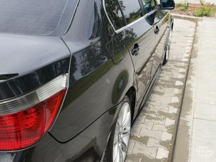 BMW 525 2005 in Vilnius, with an engine capacity of 2.50 L and mileage of 350 thousand km for 4350 €, photo 19 on AUTOMOTO.COM.LV