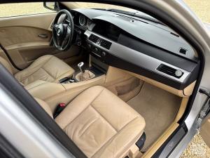 BMW 525 2005 in Kaunas, with an engine capacity of 2.50 L and mileage of 0 thousand km for 2600 €, photo 19 on AUTOMOTO.COM.LV