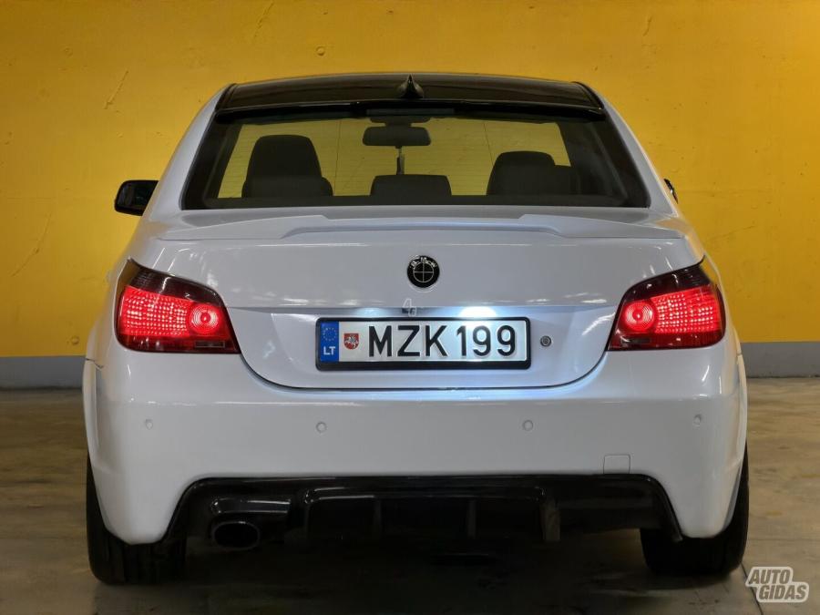 BMW 525 2006 Viļņa, ar dzinēja tilpumu 2.50 L un nobraukumu 400 tūkst. km par 4350 €, foto 16 vietnē AUTOMOTO.COM.LV