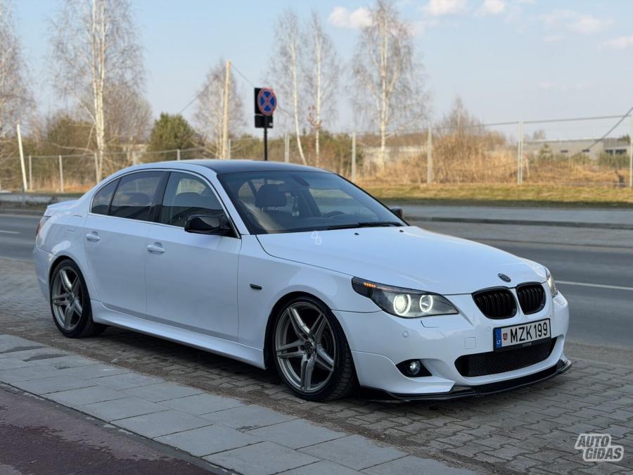 BMW 525 2006 Viļņa, ar dzinēja tilpumu 2.50 L un nobraukumu 401 tūkst. km par 3950 €, foto 11 vietnē AUTOMOTO.COM.LV