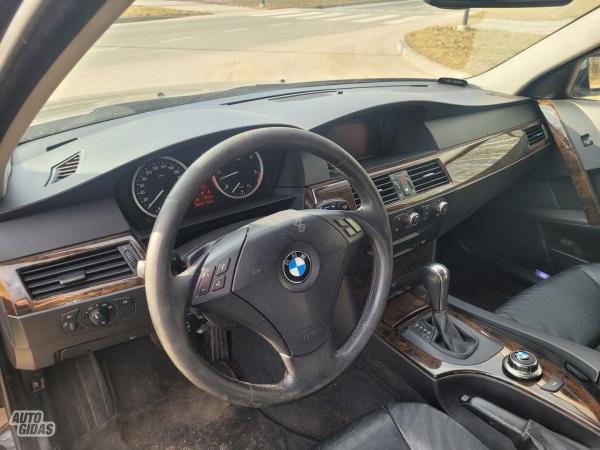 BMW 525 2006 Viļņa, ar dzinēja tilpumu 2.50 L un nobraukumu 364 tūkst. km par 2350 €, foto 9 vietnē AUTOMOTO.COM.LV