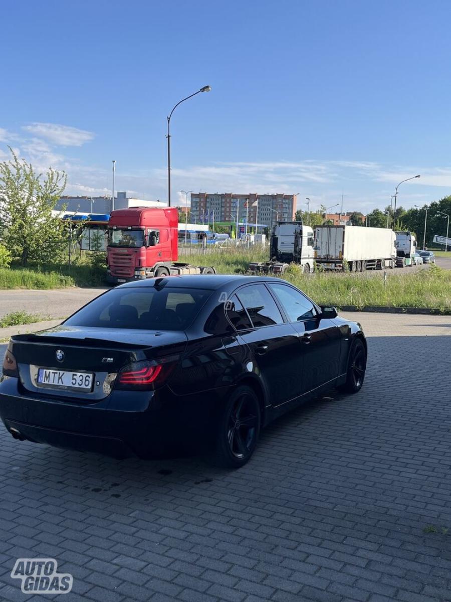 BMW 525 2006 Klaipėda, ar dzinēja tilpumu 2.50 L un nobraukumu 450 tūkst. km par 3450 €, foto 4 vietnē AUTOMOTO.COM.LV