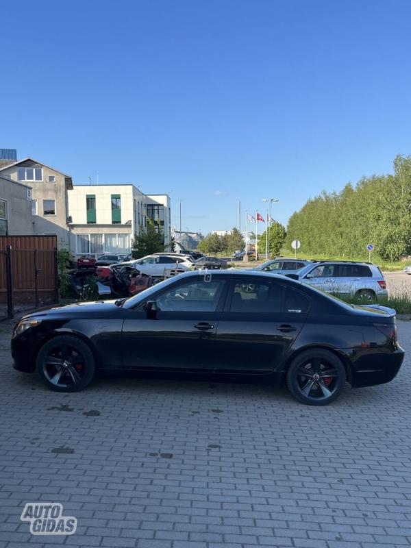 BMW 525 2006 in Klaipeda, with an engine capacity of 2.50 L and mileage of 450 thousand km for 3450 €, photo 8 on AUTOMOTO.COM.LV